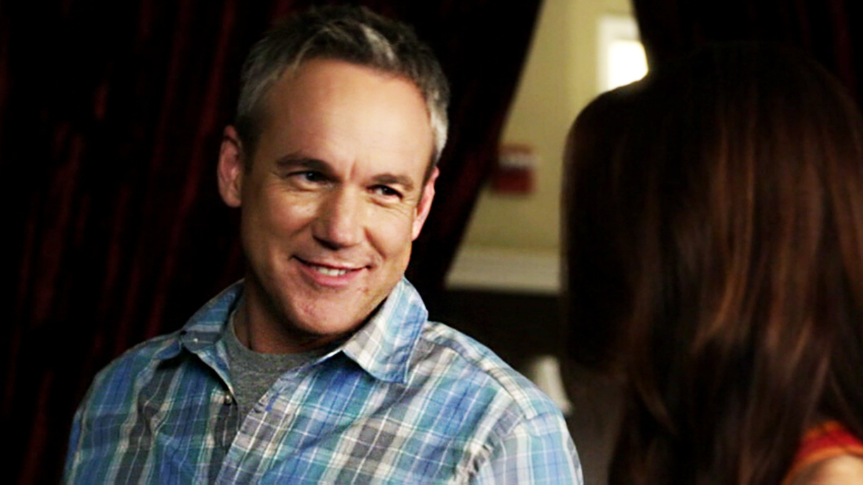 Três personagens voltam para a 7ª temporada de ‘Pretty Little Liars ...